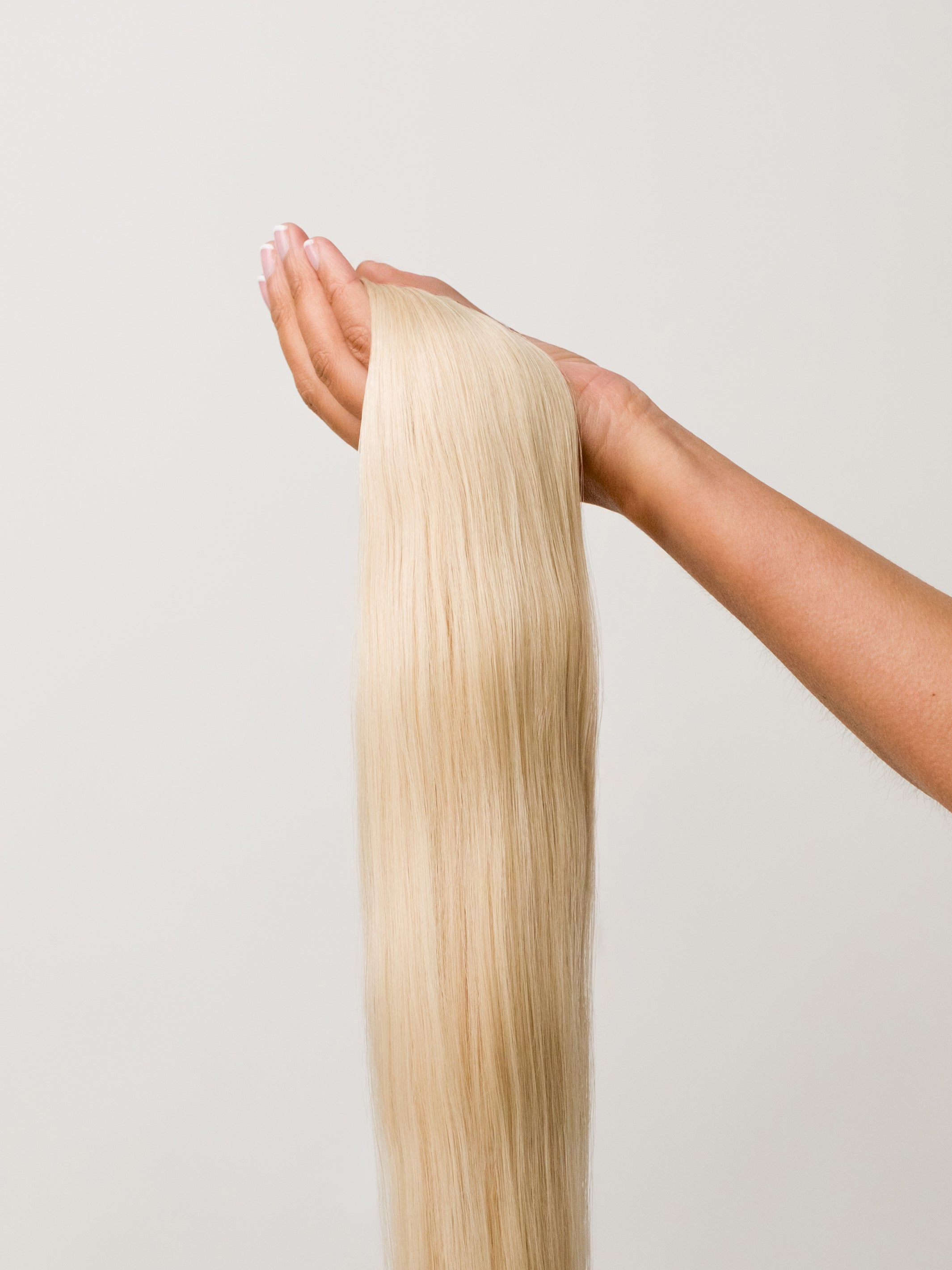 Goldilocks Blonde Human Remy Hair Ponytail (20" and 130g) – Roxy Hair